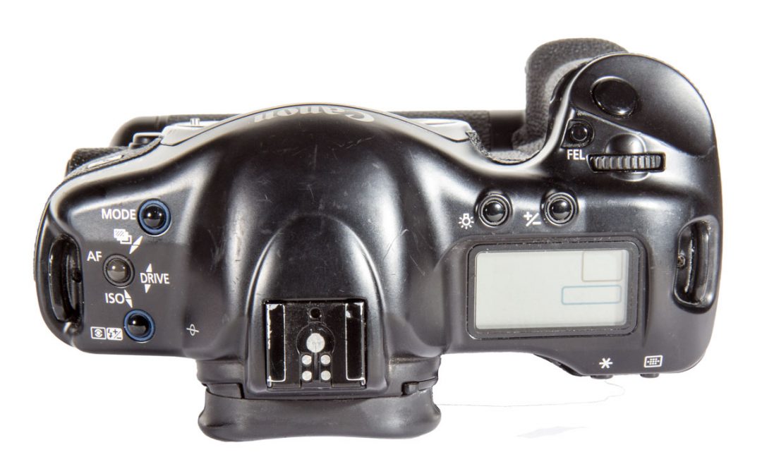 EOS 1v - FlynnGraphics